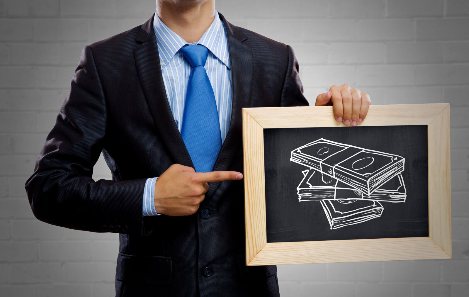 5 Ways Presentation Skills Training Will Make You Money - Natural Training